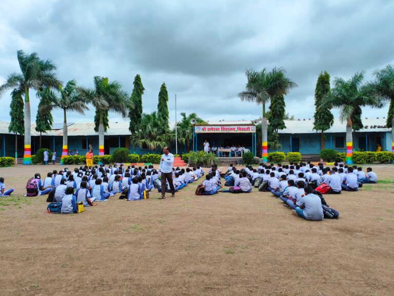Tree Plantation at Shree Rameshwar Vidyalaya, Chikhali, Shrigonda on ...